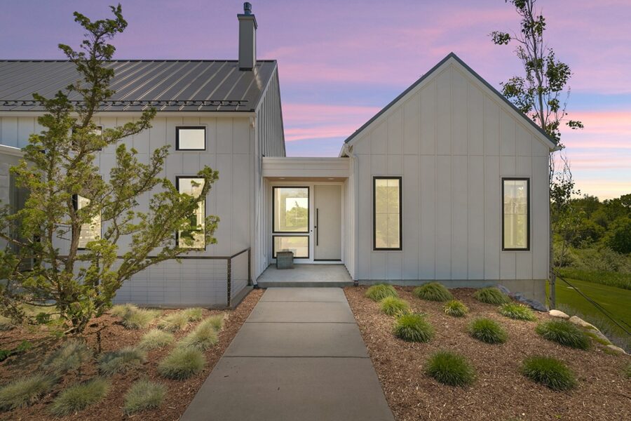 Starter Pack Bundle HDR Photos / Floor Plan / Drone Photos / Virtual Twilight - harr Creative